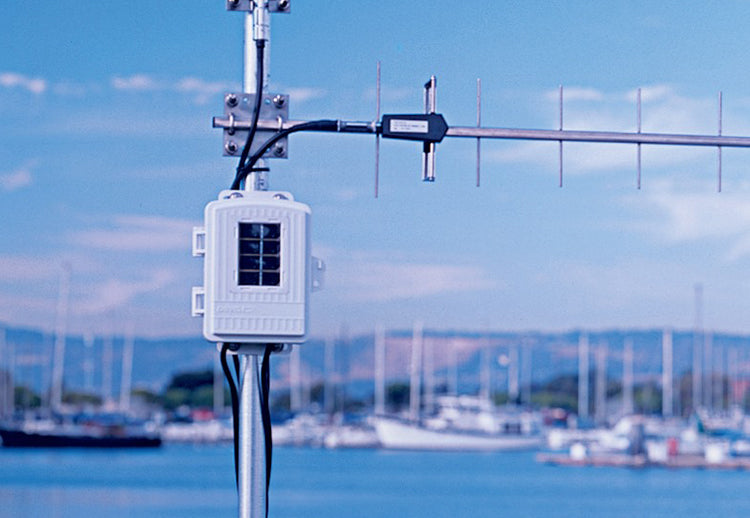 Wireless Long-Range Repeater with Solar Power - SKU 7654 — Davis ...